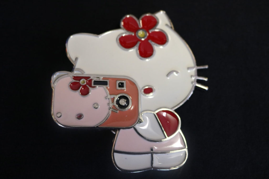 Hello Kitty Phone Belt Buckle - URBAN TRENDZ